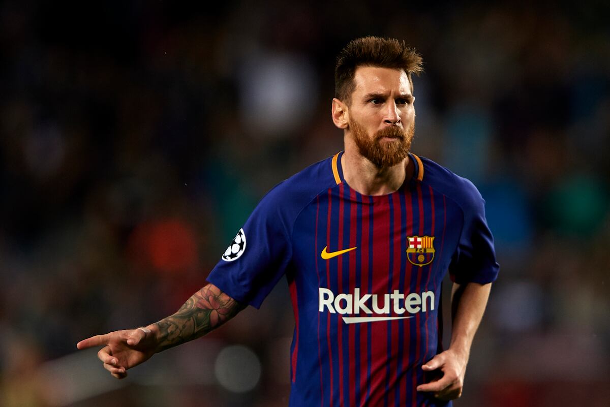 Lionel Messi's 100th European Goal Puts 10-Man Barcelona by Olympiakos ...