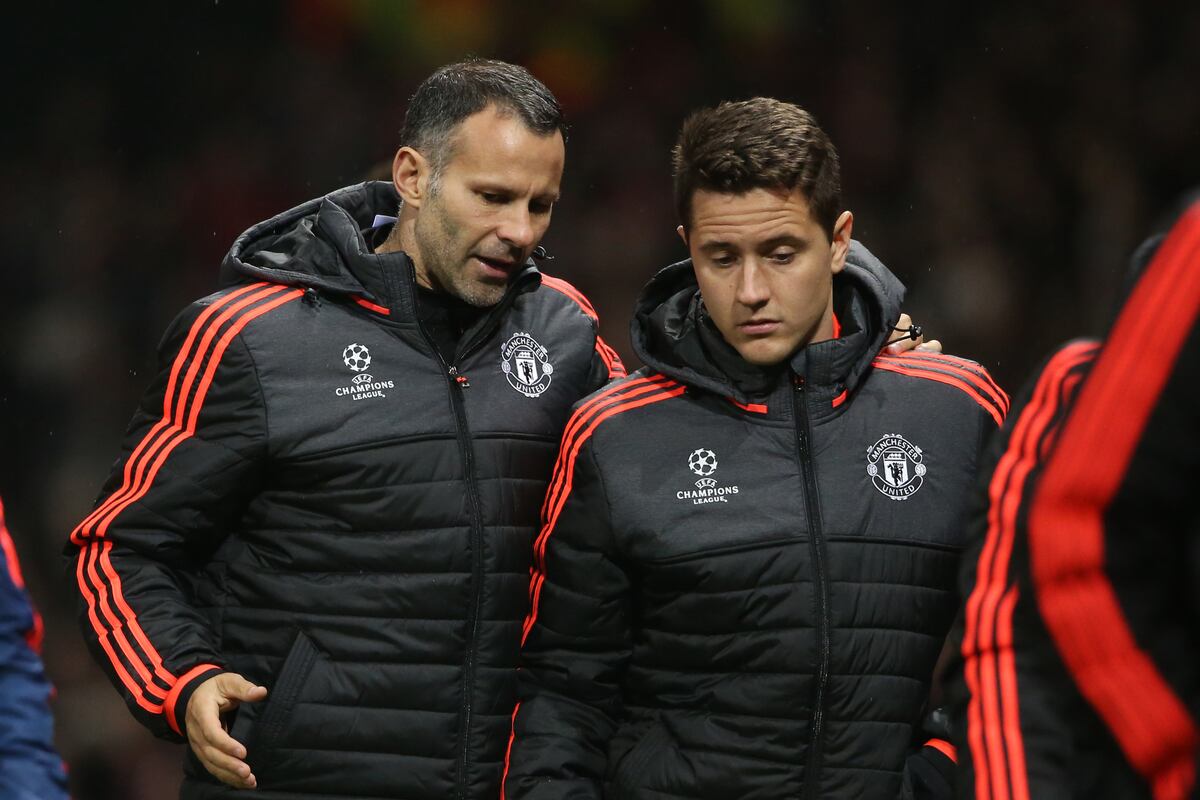 Ryan Giggs Criticises Ander Herrera Reaction to Man Utd Loss vs ...
