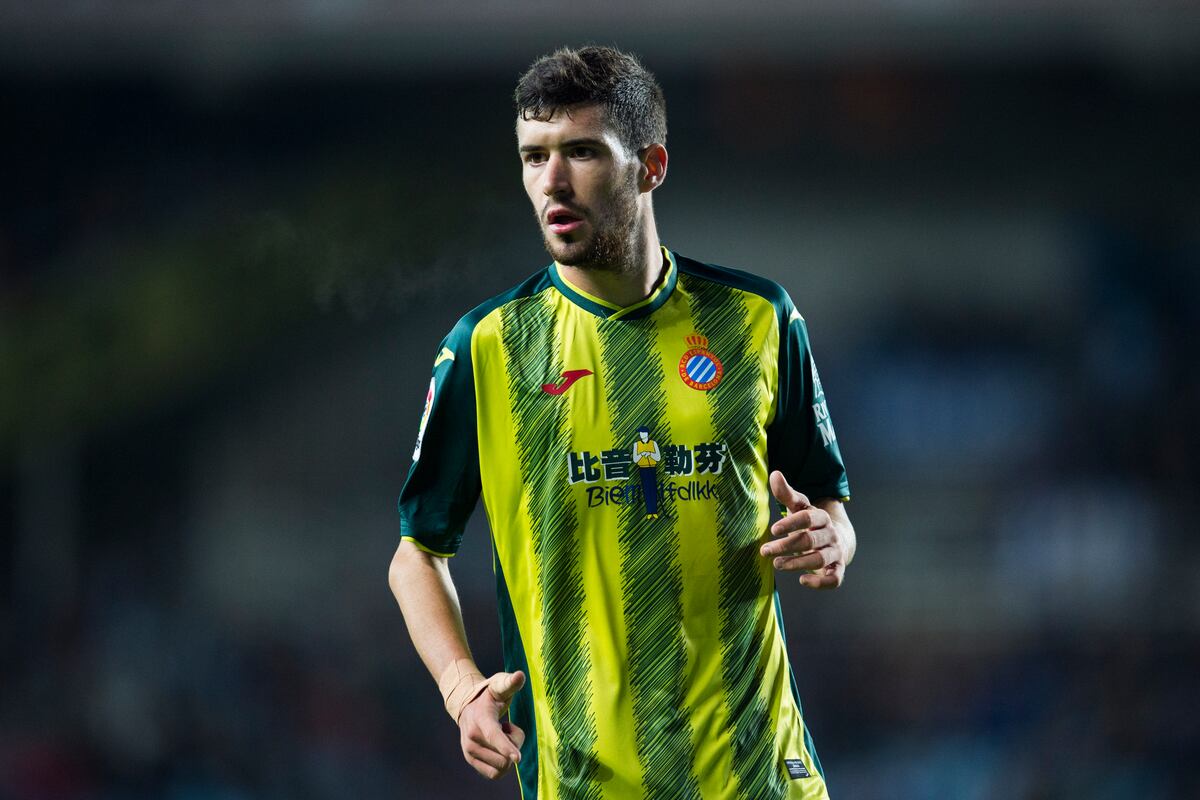 Manchester City Transfer News: Citizens Scout Aaron Martin, Latest ...