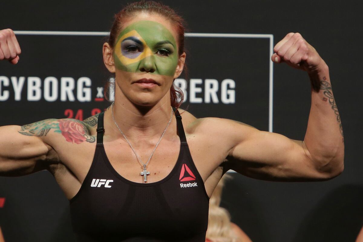 Cris Cyborg vs. Holly Holm: The Best Fight in Women's MMA History ...