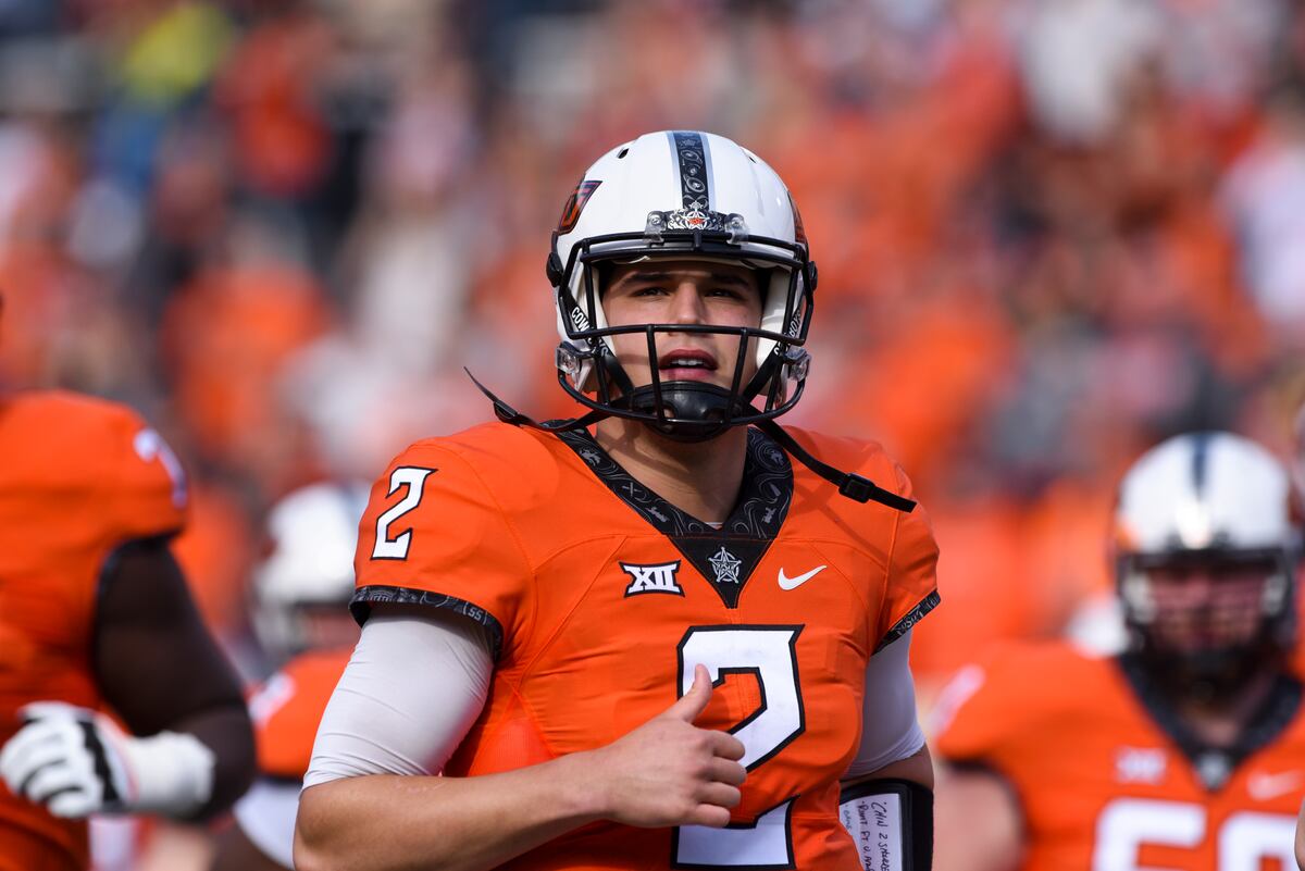 Mason Rudolph Wins 2017 Unitas Award as Best Senior QB in College ...