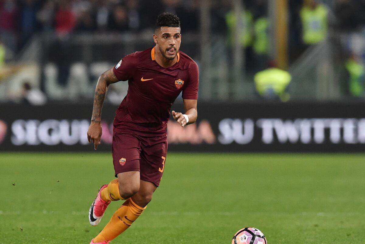 Emerson Palmieri 'Flattered' by Liverpool Interest but Remains Happy at ...