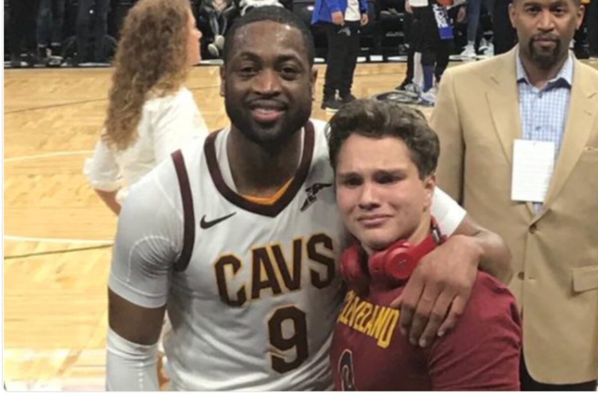 Dwyane Wade Gives Shoes to Fan Following Game vs. Magic | News, Scores ...