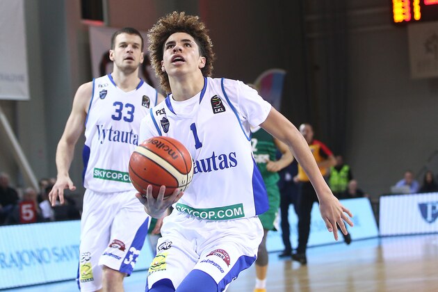 LiAngelo, LaMelo Ball Earn 147-142 Win over Dzukija, Drop 80 Points ...