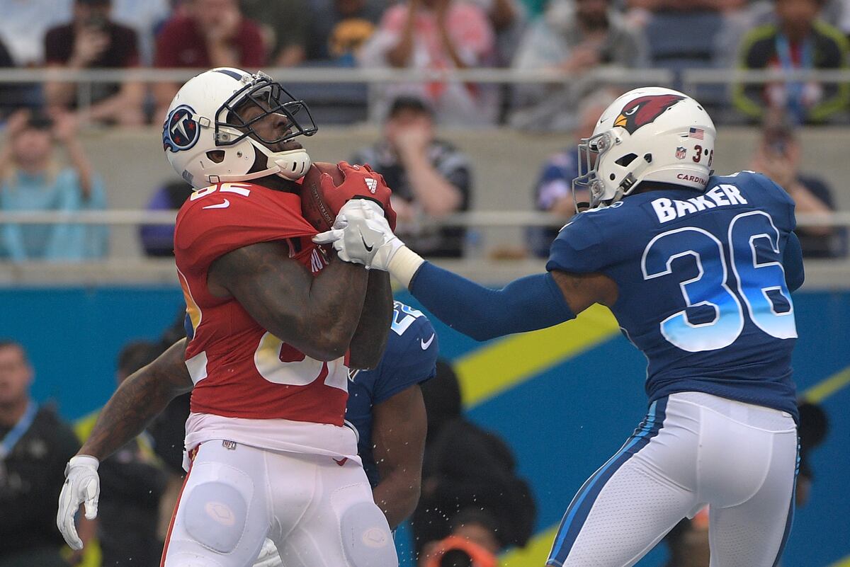 Pro Bowl MVP 2018: Delanie Walker, Von Miller Win Award Honors | News ...