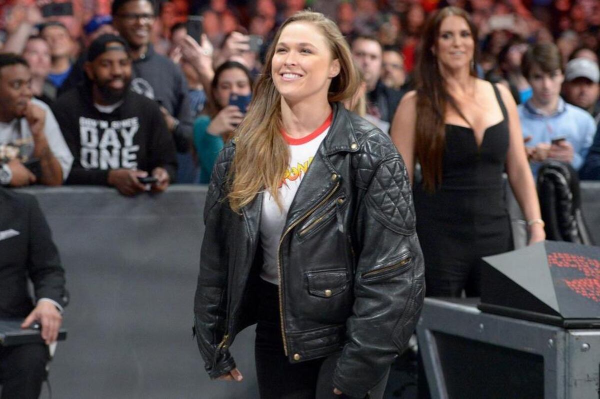 Latest Rumors, Preview for WWE Raw After Ronda Rousey Debut at Royal ...