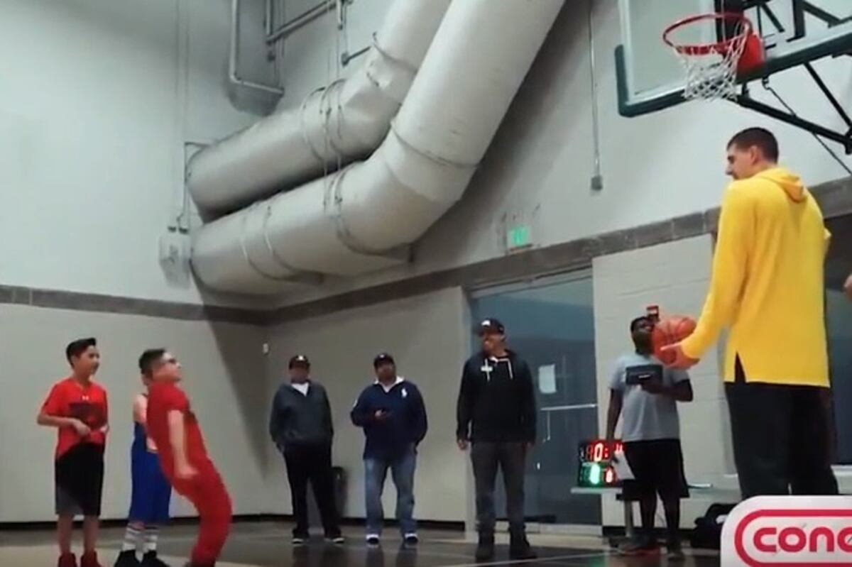 Nikola Jokic Refuses to Dunk for Kids: 'Did You See Me Play? I Never ... Nikola Jokic Refuses to Dunk for Kids: 'Did You See Me Play? I Never ...