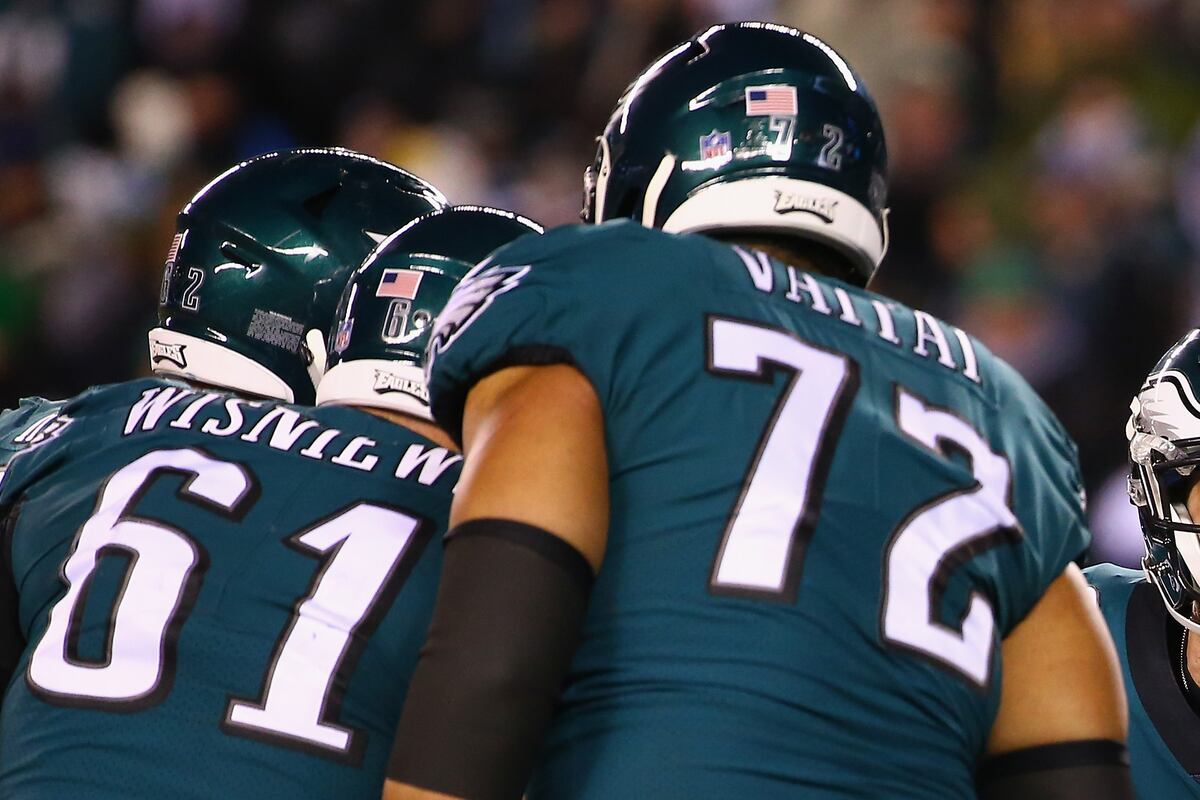 Philadelphia Eagles Win Built Ford Tough Offensive Line of the Year ...
