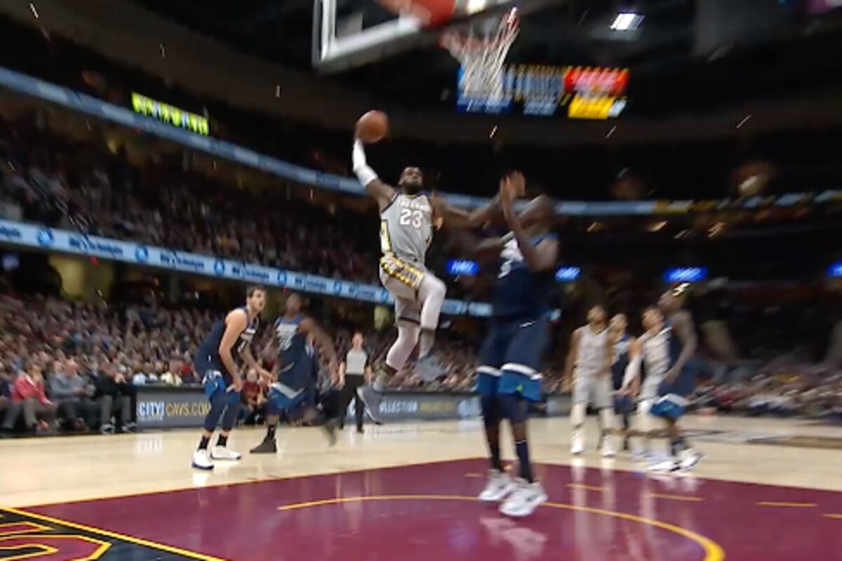 LeBron James Fakes Pass, Throws Down Monster Dunk vs. Timberwolves ...