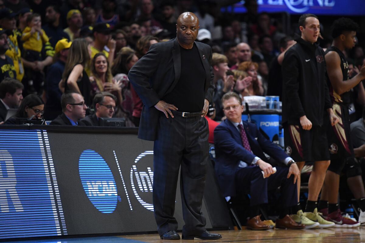 Leonard Hamilton Dismisses Question About Fouling at End of Game vs ...