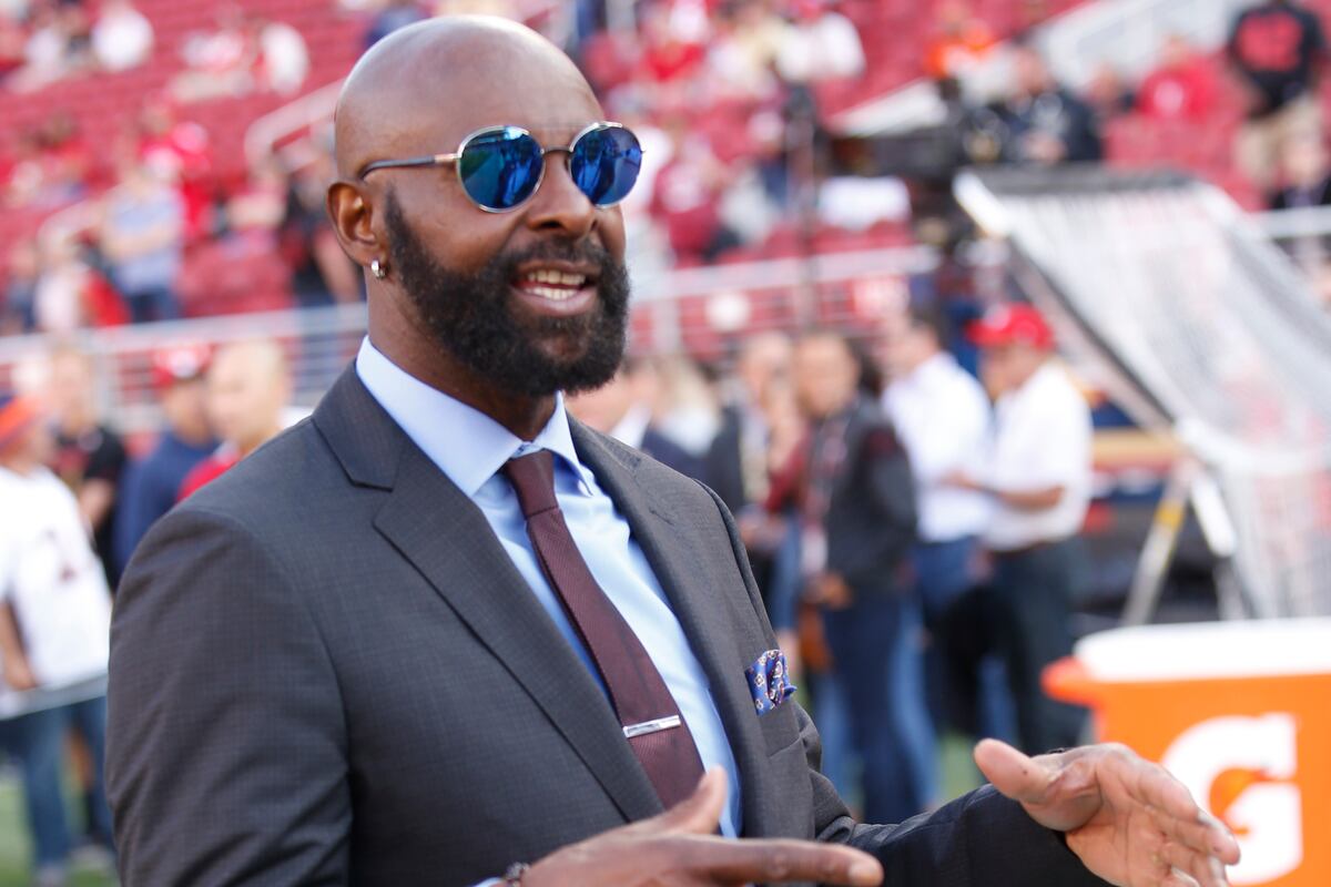 Jerry Rice Proposes to Girlfriend Latisha Pelayo at Charity Gala | News ...