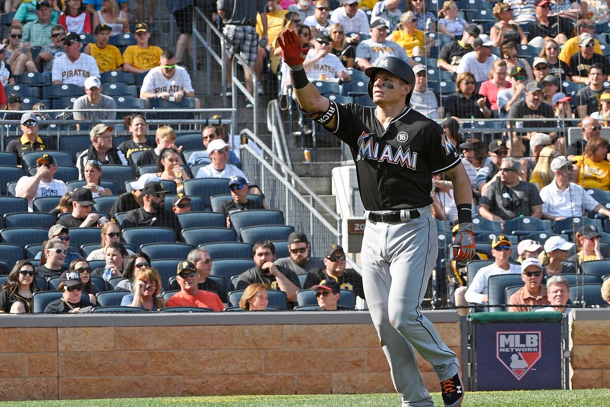 Marlins Outdrawn by Double-A Affiliate in Series Finale vs. Mets | News ...