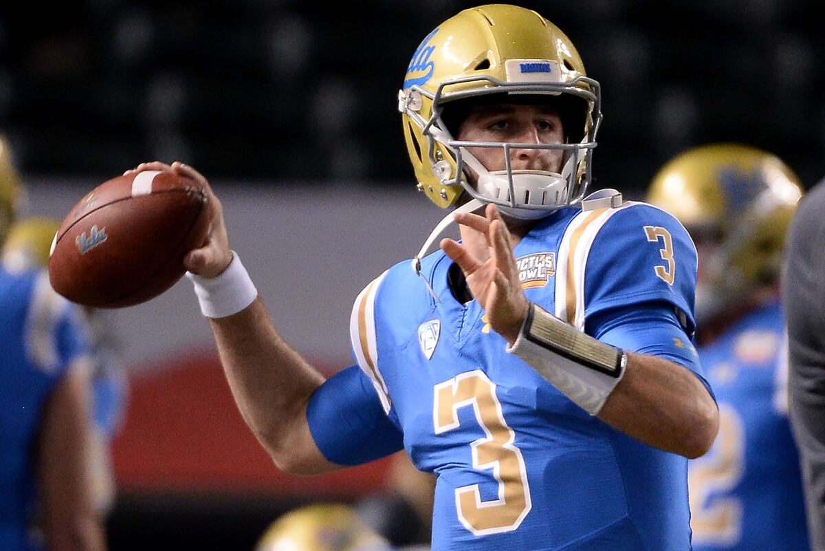 Report: Patriots Have 'Expressed Interest' in Josh Rosen Ahead of 2018 ...