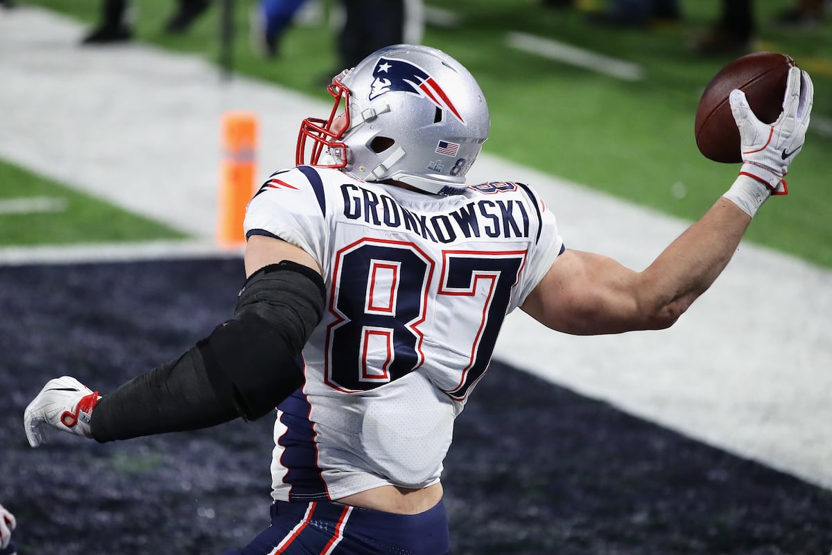 Rob Gronkowski Officially Announces Return to Patriots for 2018 Season ...