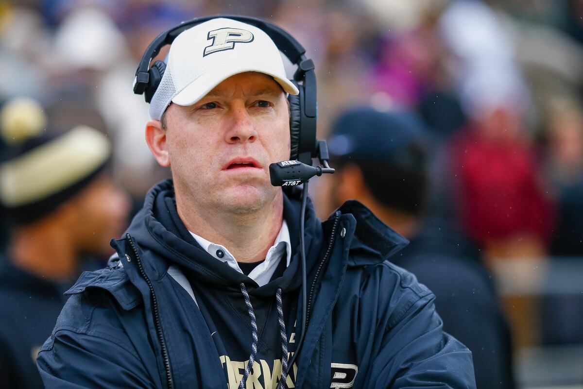 Jeff Brohm, Purdue Reportedly Agree to 7-Year, $29 Million Contract ...