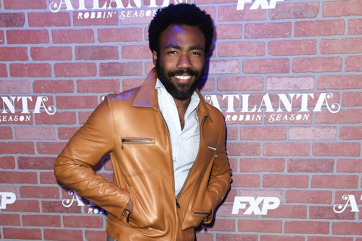 Donald Glover, Kenan Thompson and SNL Spoof LeBron James' Cavaliers ...