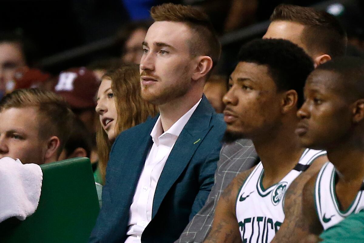 Gordon Hayward Undergoes Surgery on Leg Injury, Should Be Ready for ...