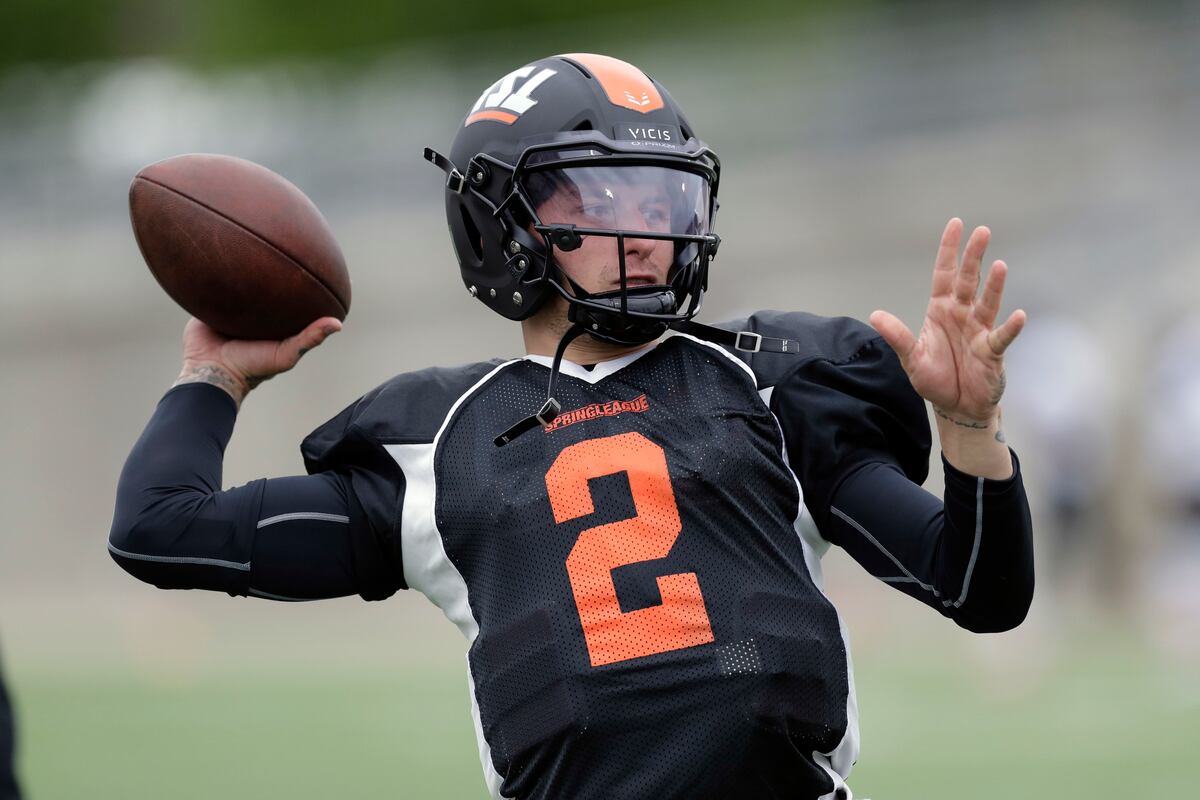 June Jones: No Scenario Where Johnny Manziel Starts for Tiger-Cats in ...