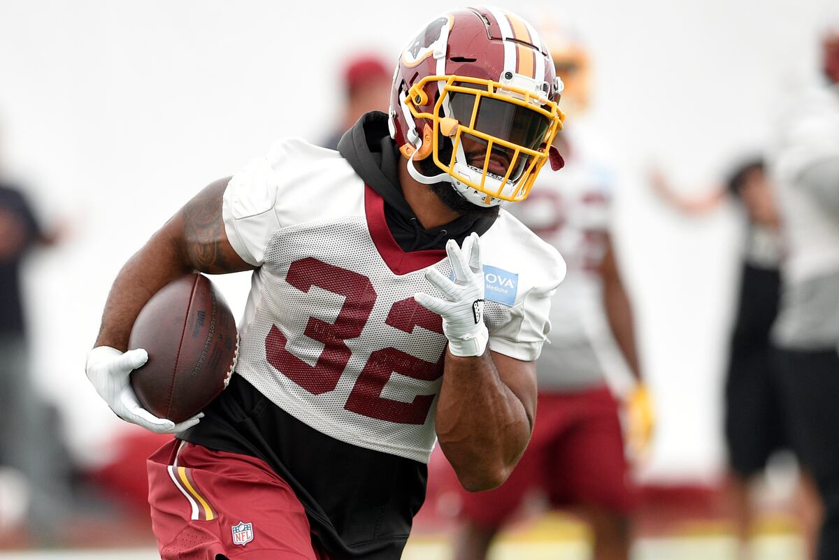 Redskins' Samaje Perine Suffers Ankle Injury vs. Jets After 30-Yard Run ...