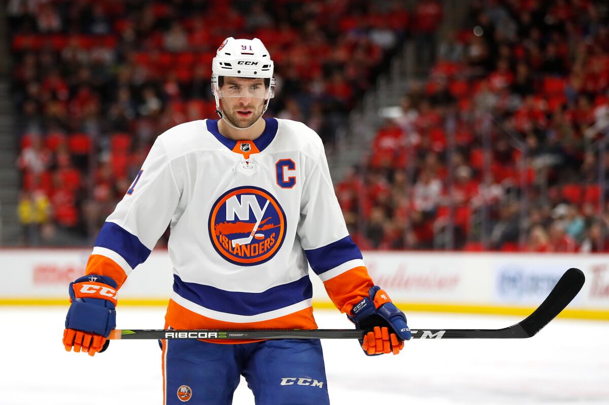 Islanders GM: John Tavares 'Has Every Right' to Listen to Offers from ...