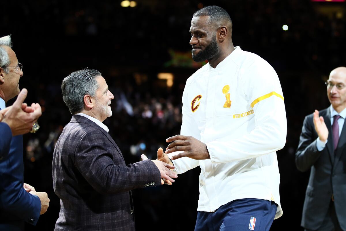 Cavaliers' Dan Gilbert Thanks LeBron James in Statement After Move to ...