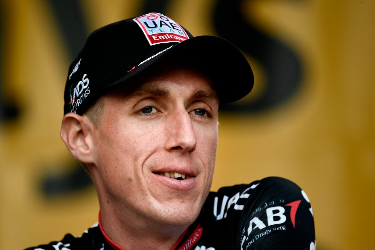 Tour De France 2018: Daniel Martin Beats Pierre Latour in Sprint to Win ...