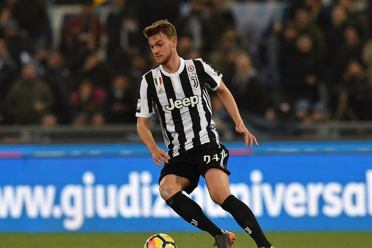 Daniele Rugani's Agent Says Offers Will Be 'Listened To' Amid Chelsea ...