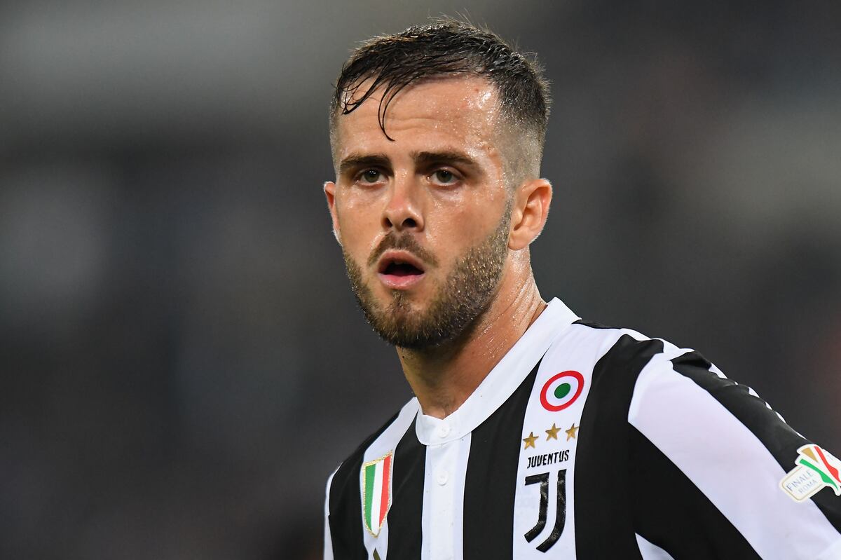 Barcelona Transfer News: Target Miralem Pjanic Won't Comment on ...
