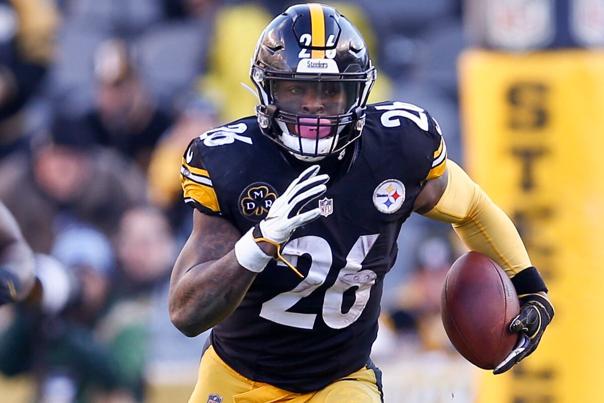 Le'Veon Bell Rap EP Leads to Twitter Trolls, Injury Wish Amid Contract ...