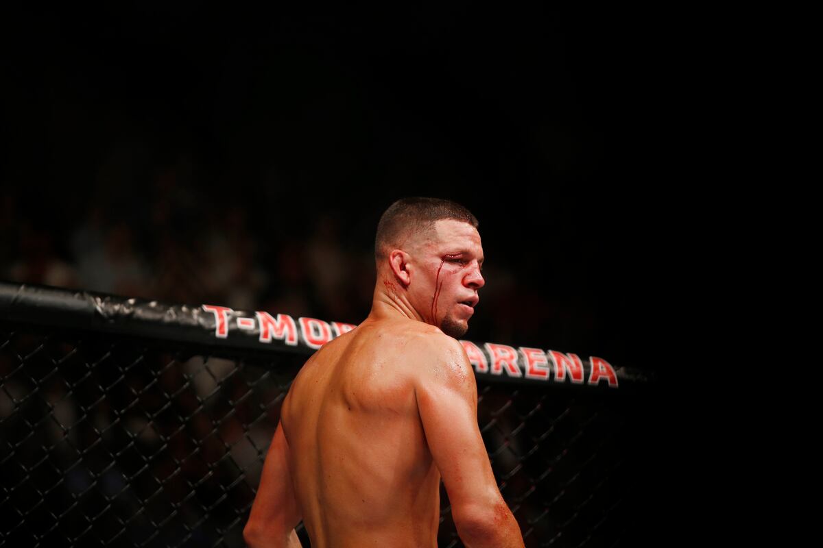 Nate Diaz to Fight Dustin Poirier in Co-Main Event at UFC 230 | News ...