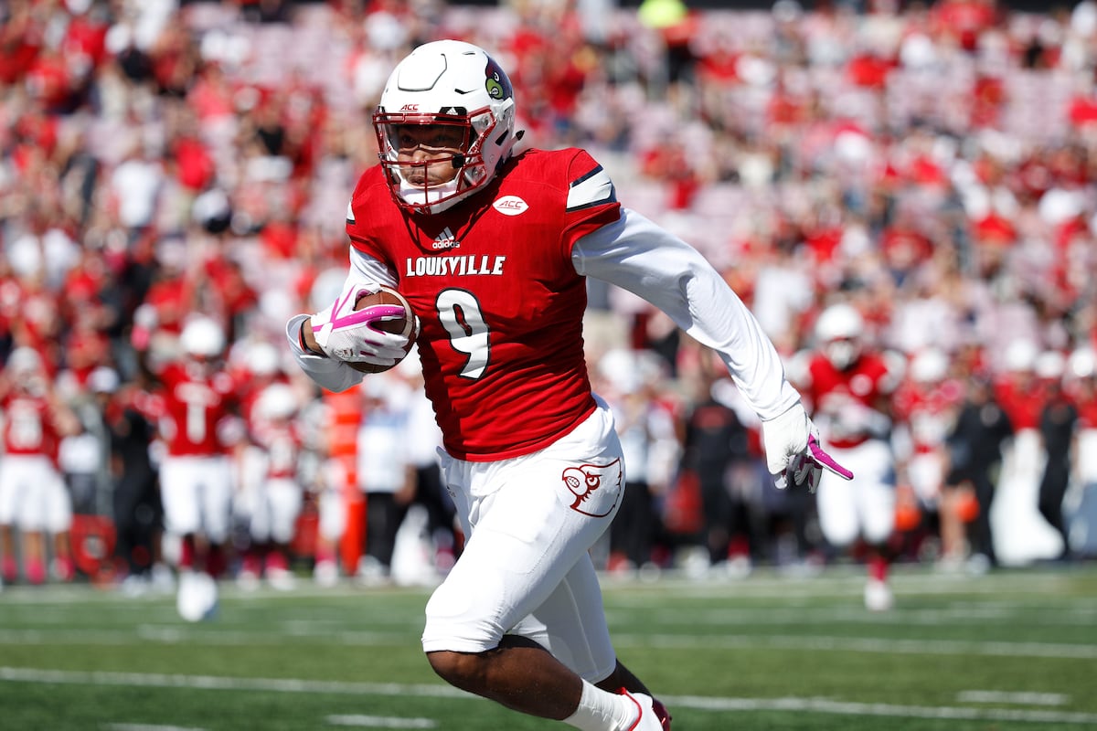 Louisville WR Jaylen Smith Undergoes Emergency Appendectomy | News ... Louisville WR Jaylen Smith Undergoes Emergency Appendectomy | News ...