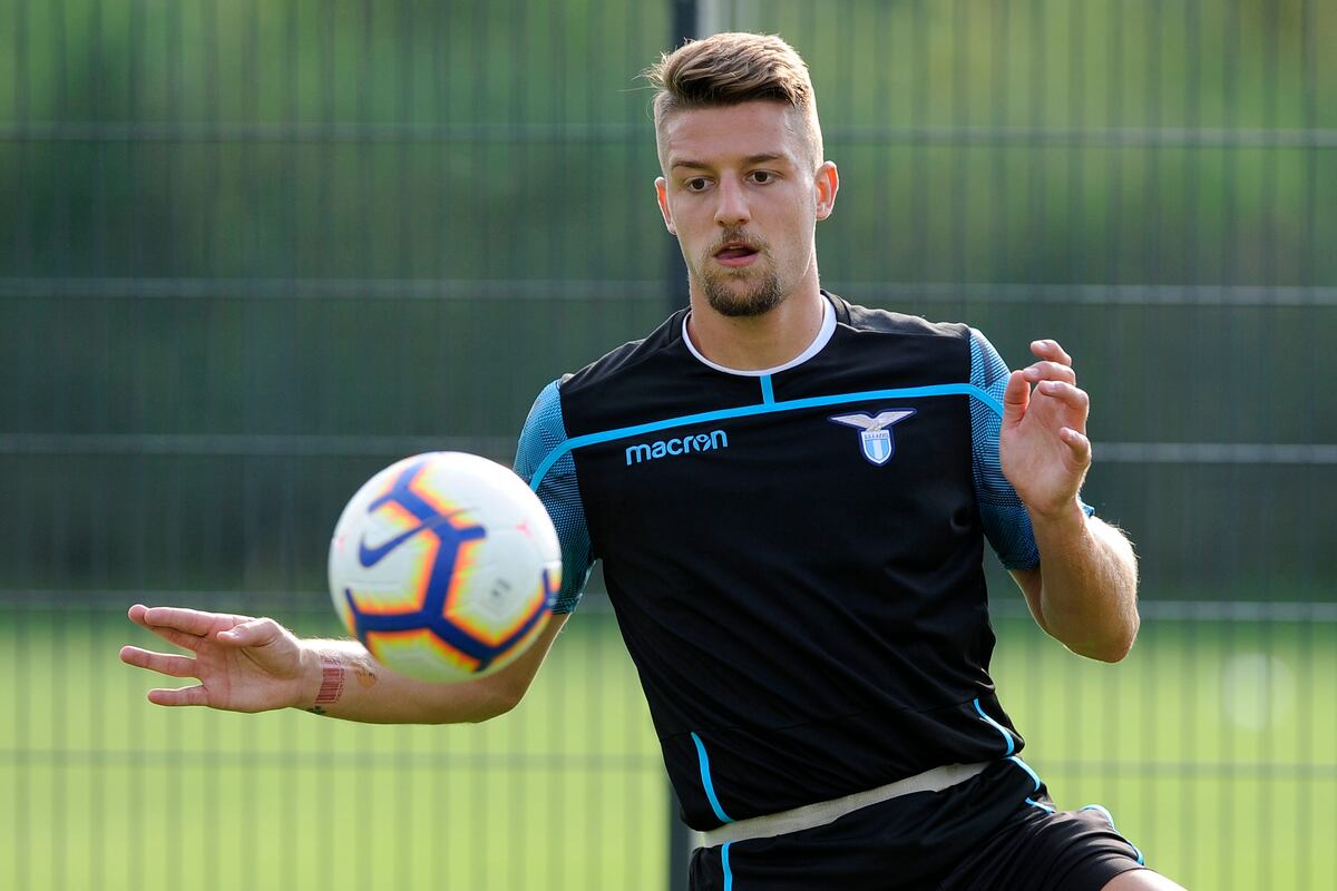 AC Milan Reportedly Readying 'Huge' Sergej Milinkovic-Savic Transfer ...