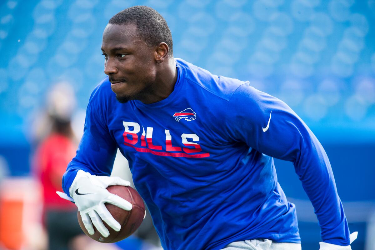 LeSean McCoy Sued by Ex-GF Who Says He Had Video Footage of Violent ...