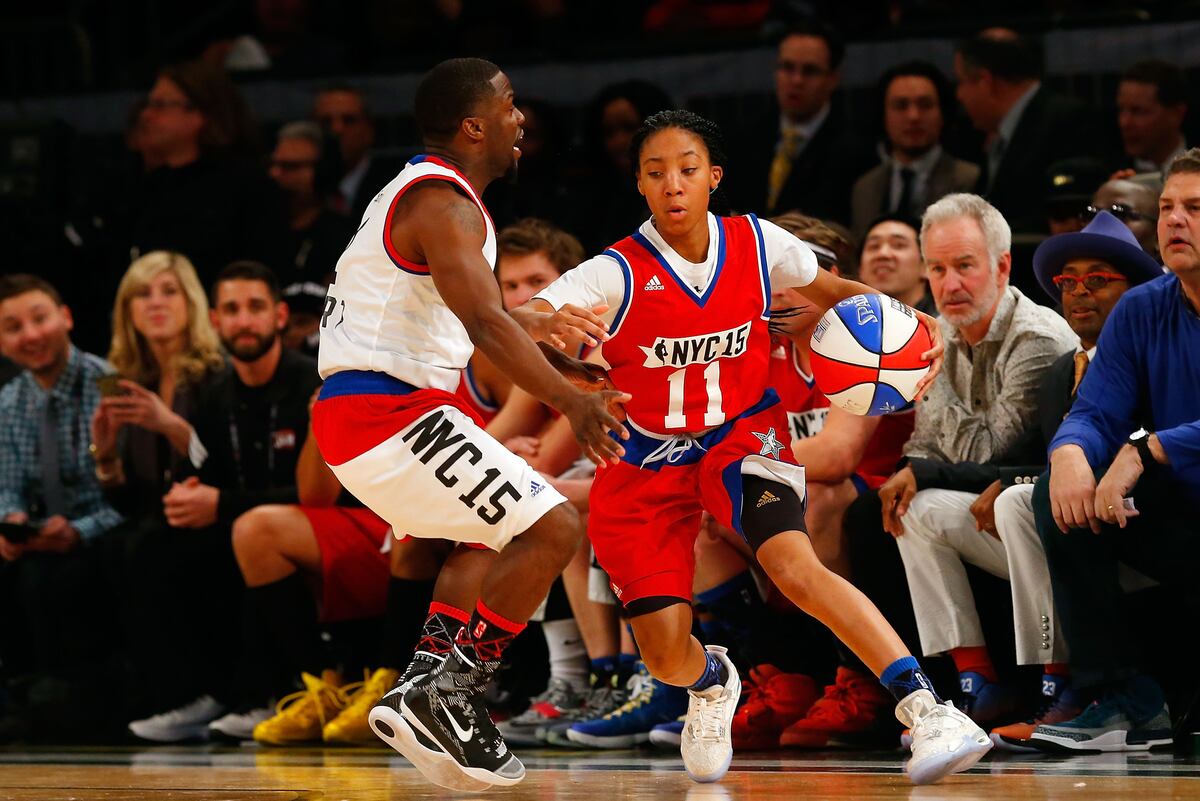 Little League Pitching Superstar Mo'ne Davis Is Now an Ankle-Breaking ...