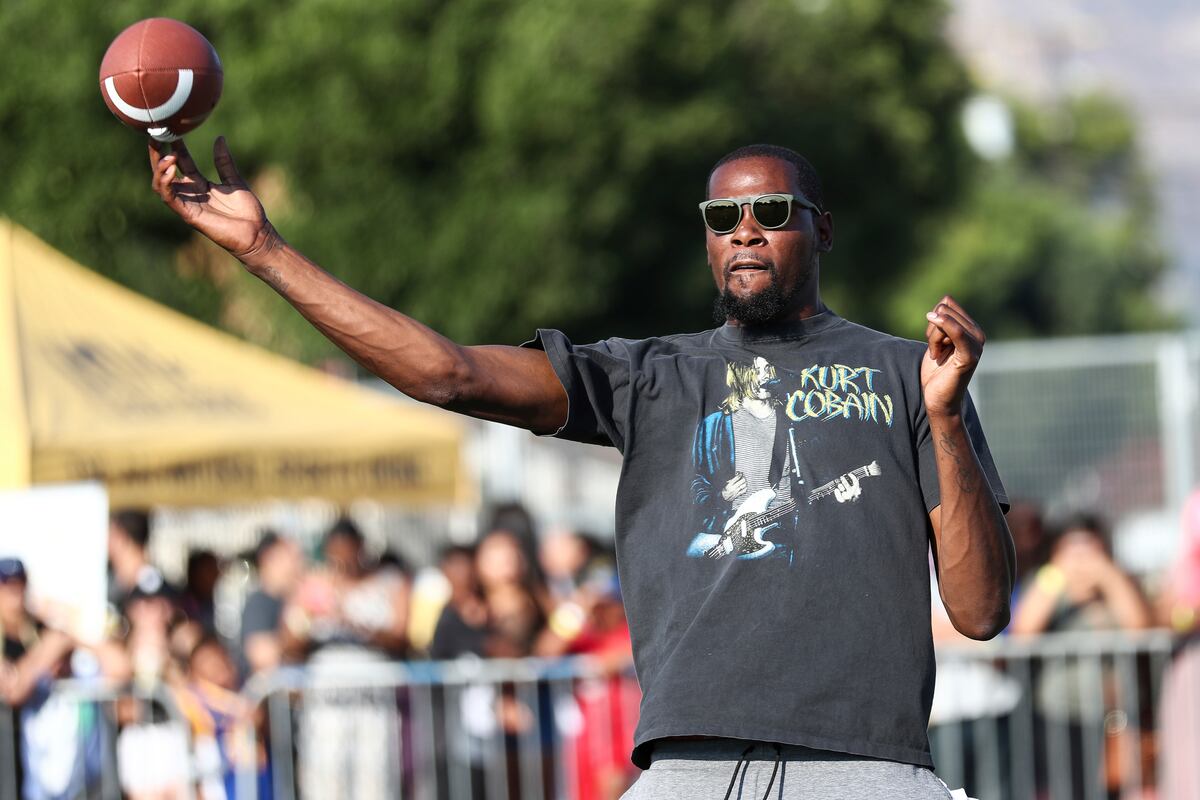 Kevin Durant Jokes He Wants to Play for Rams, Gives Huge Props to Aaron ...