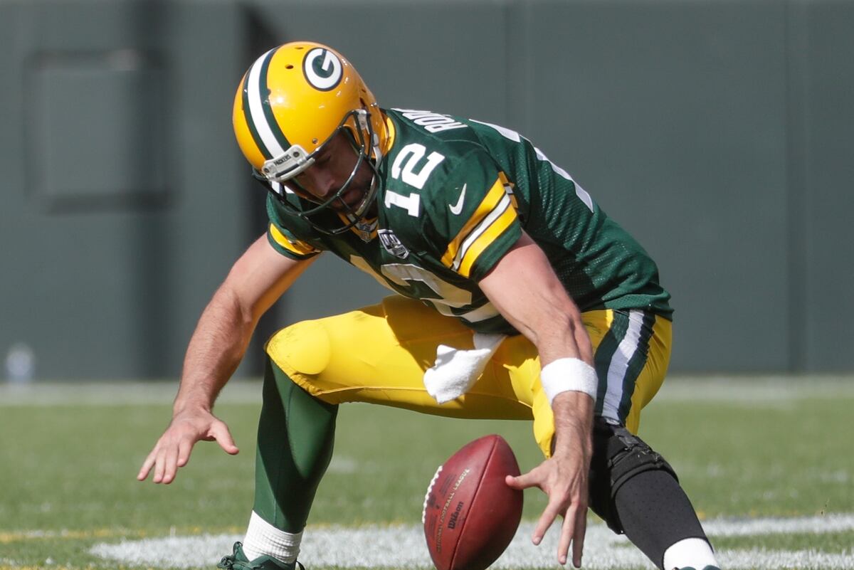 Aaron Rodgers Concerned Knee Injury Will Get Worse Throughout Season ...