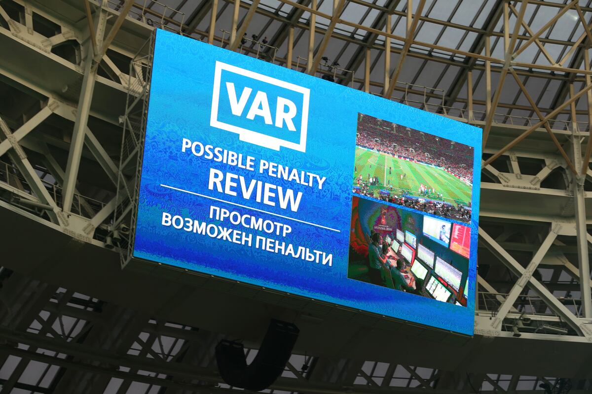 UEFA Confirms VAR Will Be Used in the Champions League from 2019-20 ...