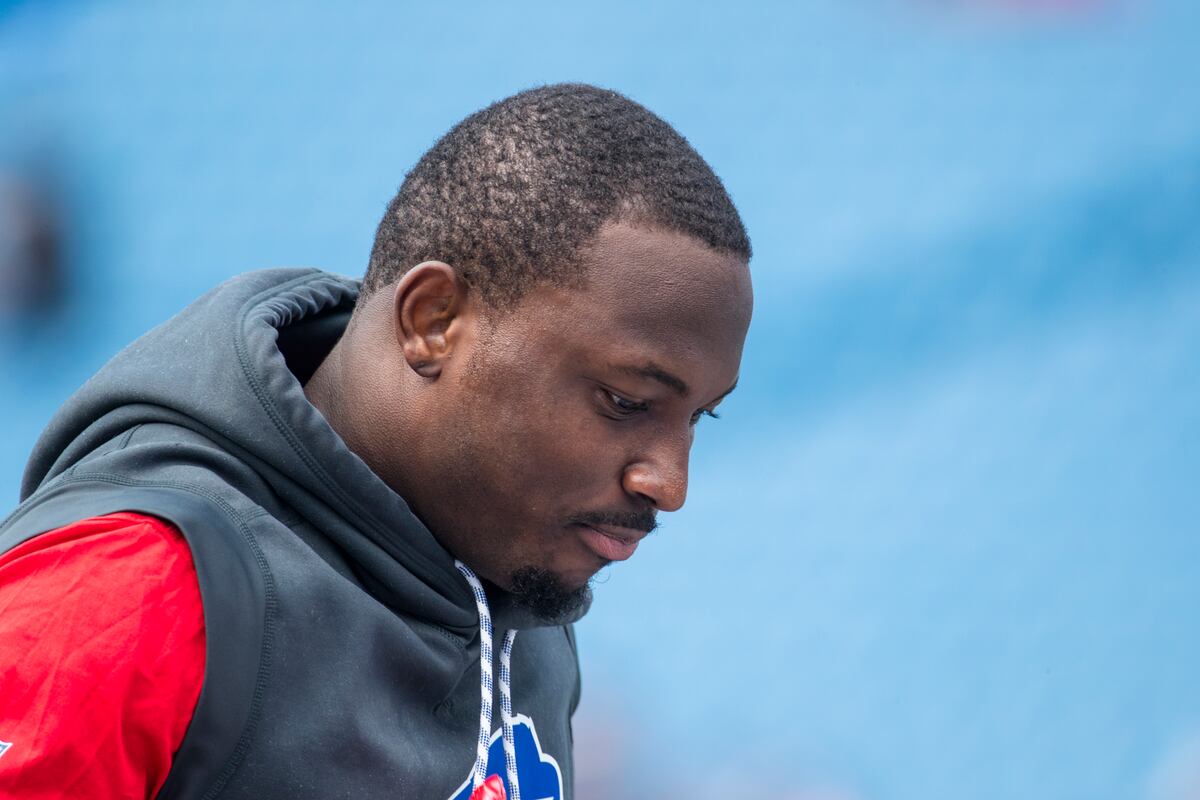 LeSean McCoy Accused of Physical Abuse by Ex-Girlfriend Delicia Cordon ...