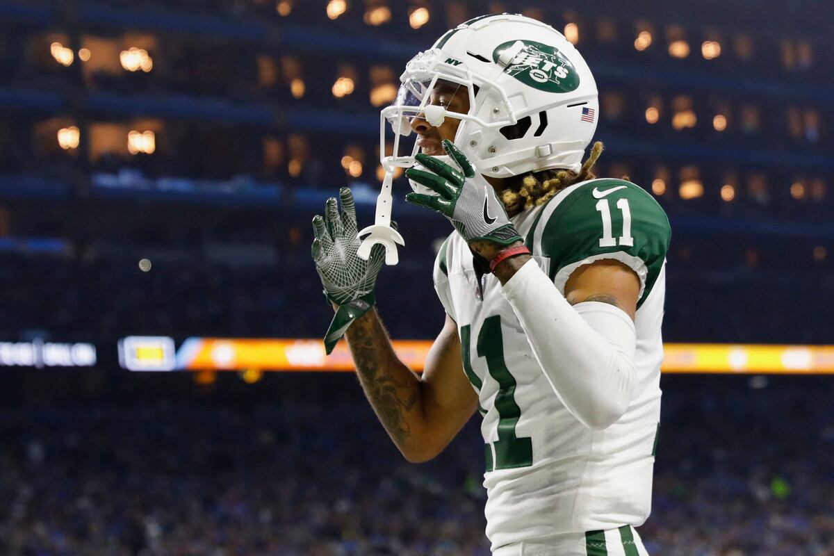 Waiver Wire Week 6: Robby Anderson, Mike Davis Highlight Pickups to ...