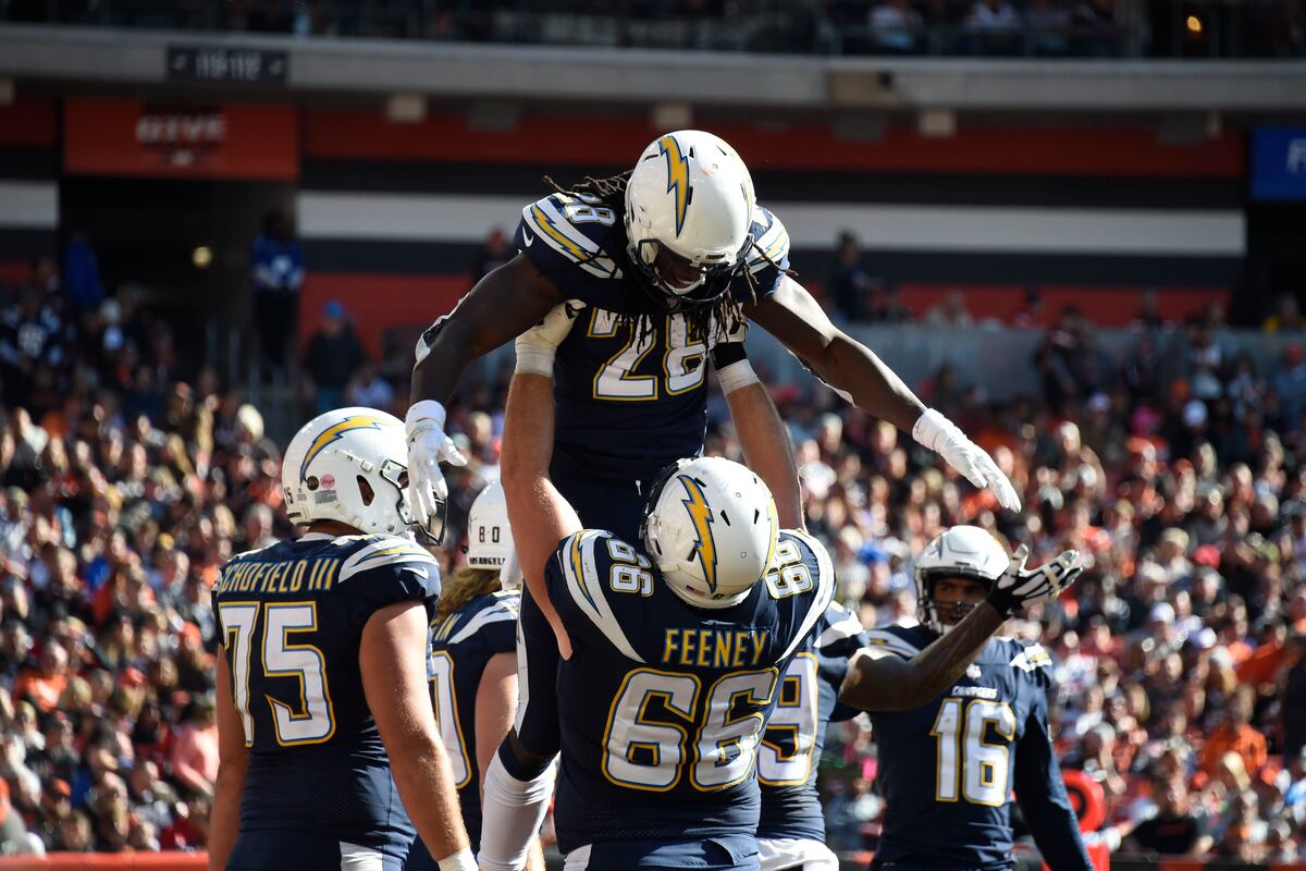 Melvin Gordon Dominant as Chargers Rout Baker Mayfield, Browns | News ...