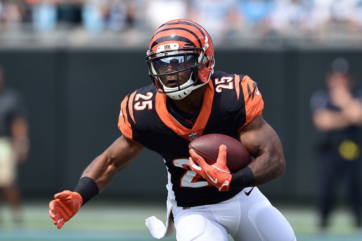 Gio Bernard, Vontaze Burfict Among Injured Bengals Ruled out vs. Bucs ...