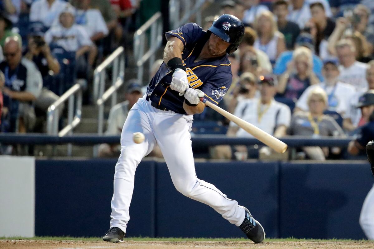 Mets GM Brodie Van Wagenen Doesn't Rule Out Tim Tebow Making Opening ...