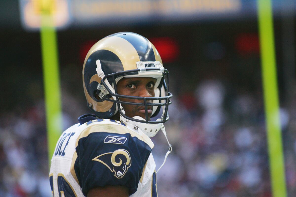 Does Isaac Bruce Deserve Your 2019 Pro Football Hall of Fame Vote ...