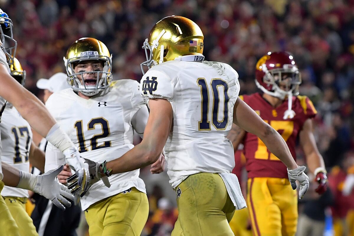 Ian Book, Notre Dame Beat USC 24-17 to Stay in CFP Hunt | News, Scores ...