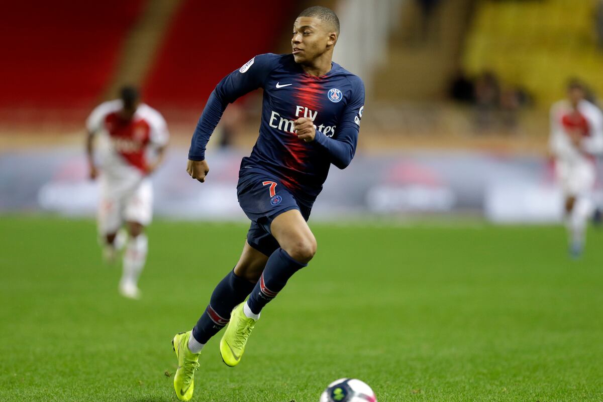 Kylian Mbappe Suffers Hamstring Injury, out at Least 4 Weeks for PSG ...
