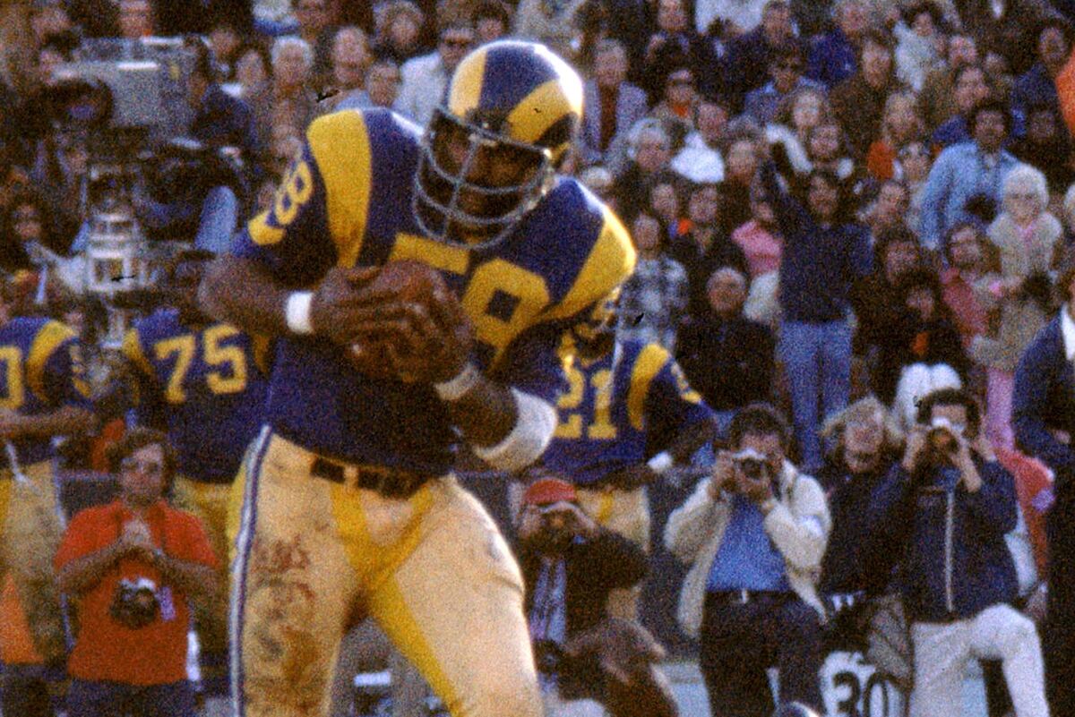 Former NFL All-Pro LB Isiah Robertson Dies in Car Crash at Age 69 ...