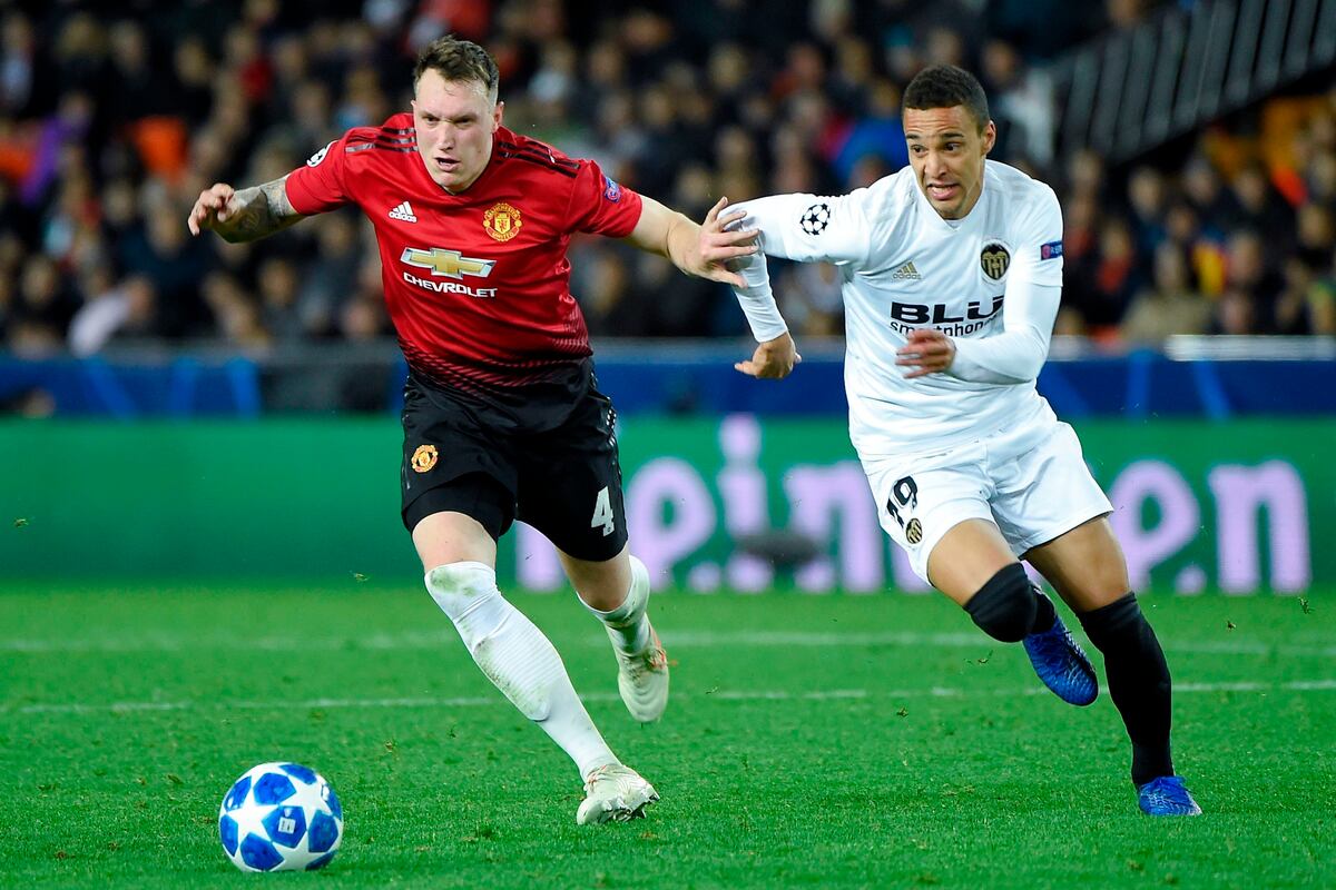 Manchester United Fail to Grab Top Spot in UCL Group After Loss to ...