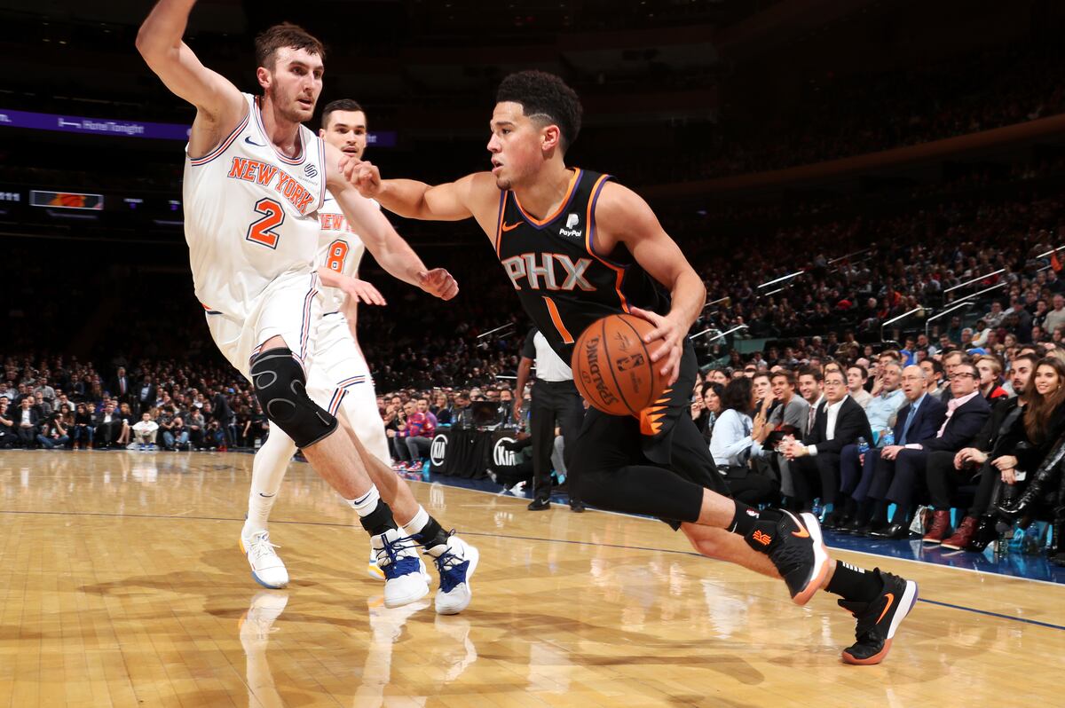 Deandre Ayton, Suns Blow Out Kevin Knox, Knicks as Devin Booker Drops ...