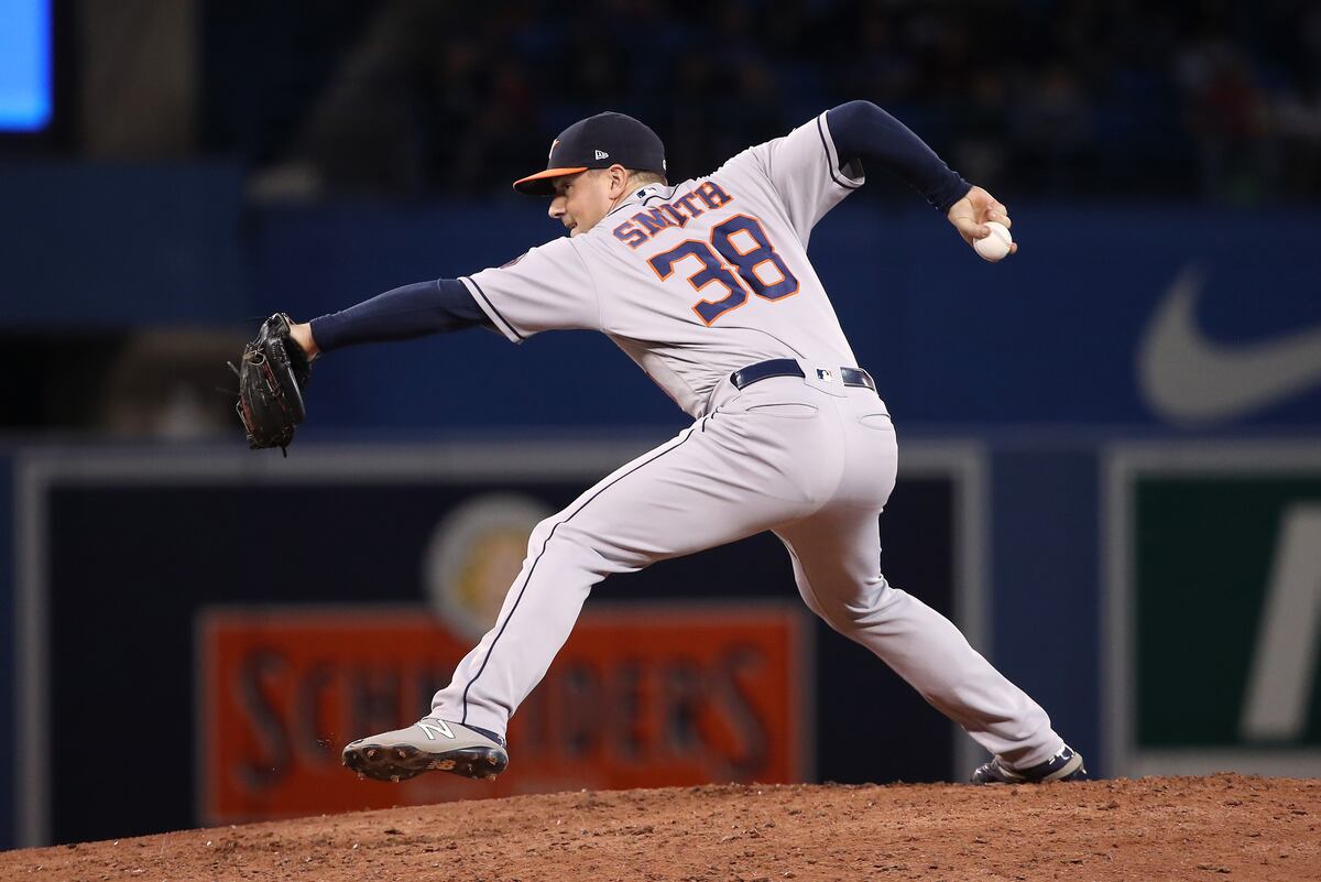 Astros RP Joe Smith Out 6-8 Months After Surgery for Ruptured Achilles ...
