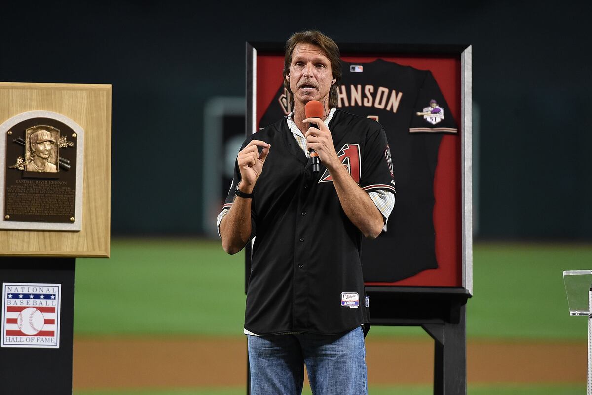 Randy Johnson's 25K-Square-Foot Mansion in Arizona Put Up for Auction ...